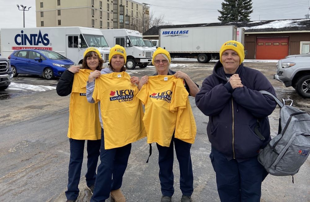 Negotiating Committee: Shannon Dumont and Geoffrey Graham. Union ...